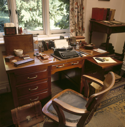 All I ever asked for was a writing desk… – The Art of Storytelling